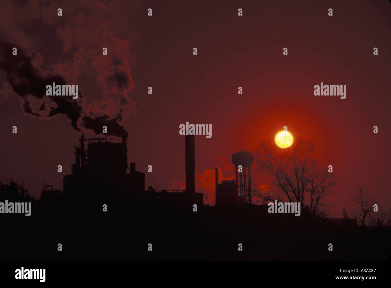 Air pollution suburban areas Zaragoza Spain pollution dump garbage ...