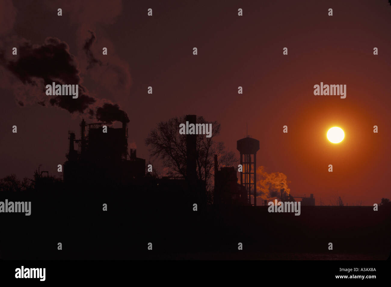 Air pollution suburban areas Zaragoza Spain pollution dump garbage ...