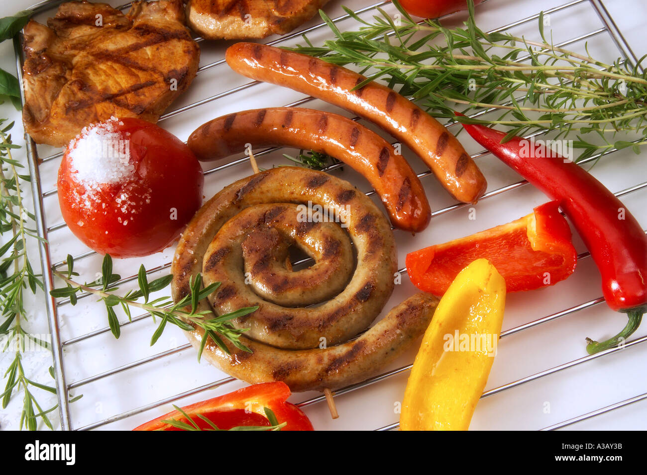German grill platter elevated view hi-res stock photography and images ...