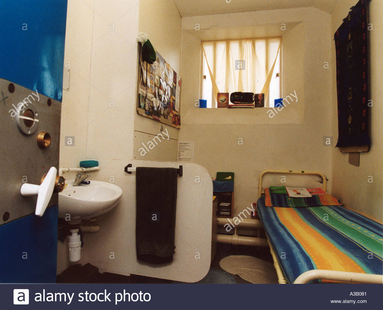 Insitution High Resolution Stock Photography and Images - Alamy