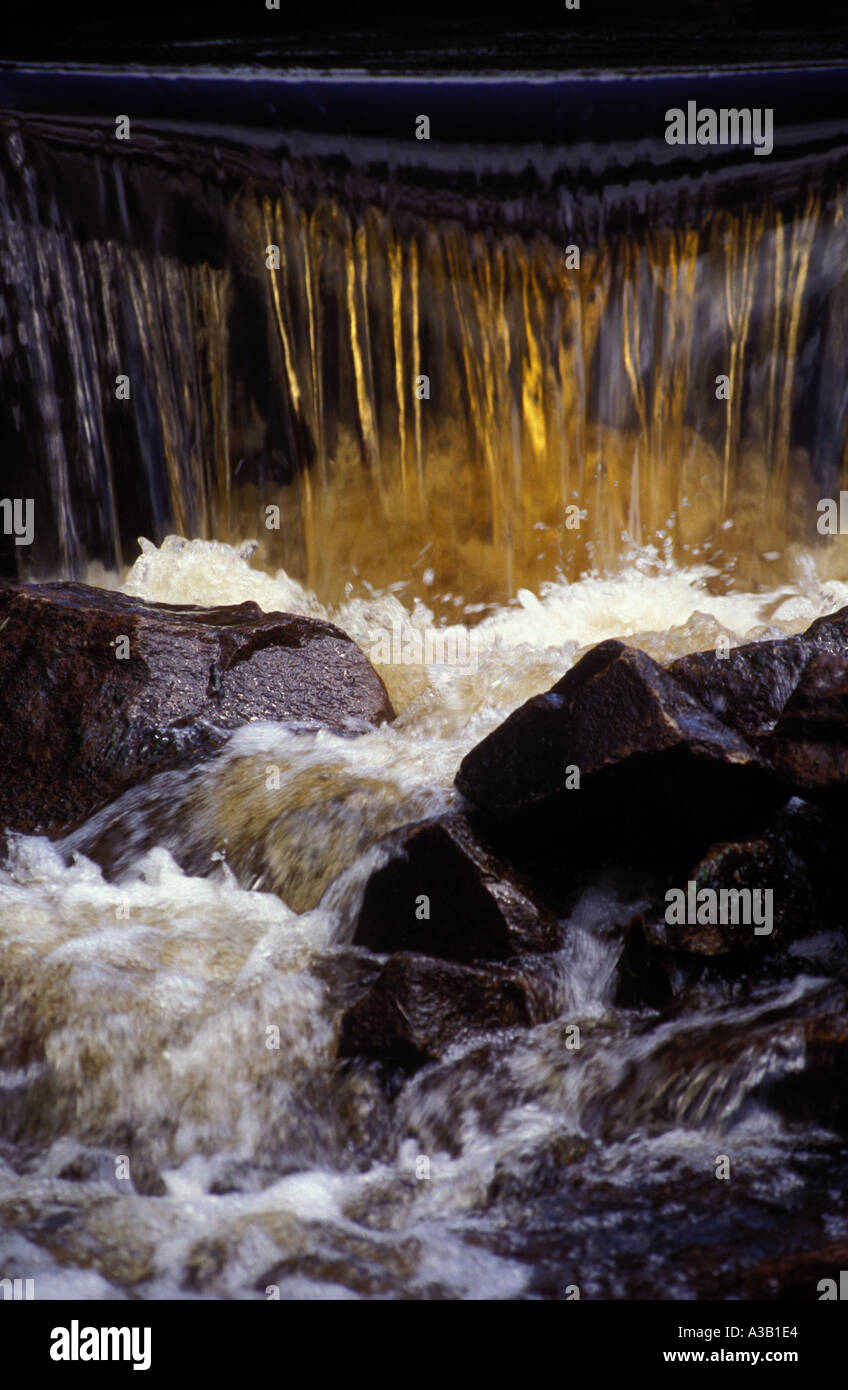 0437 falling water Stock Photo - Alamy