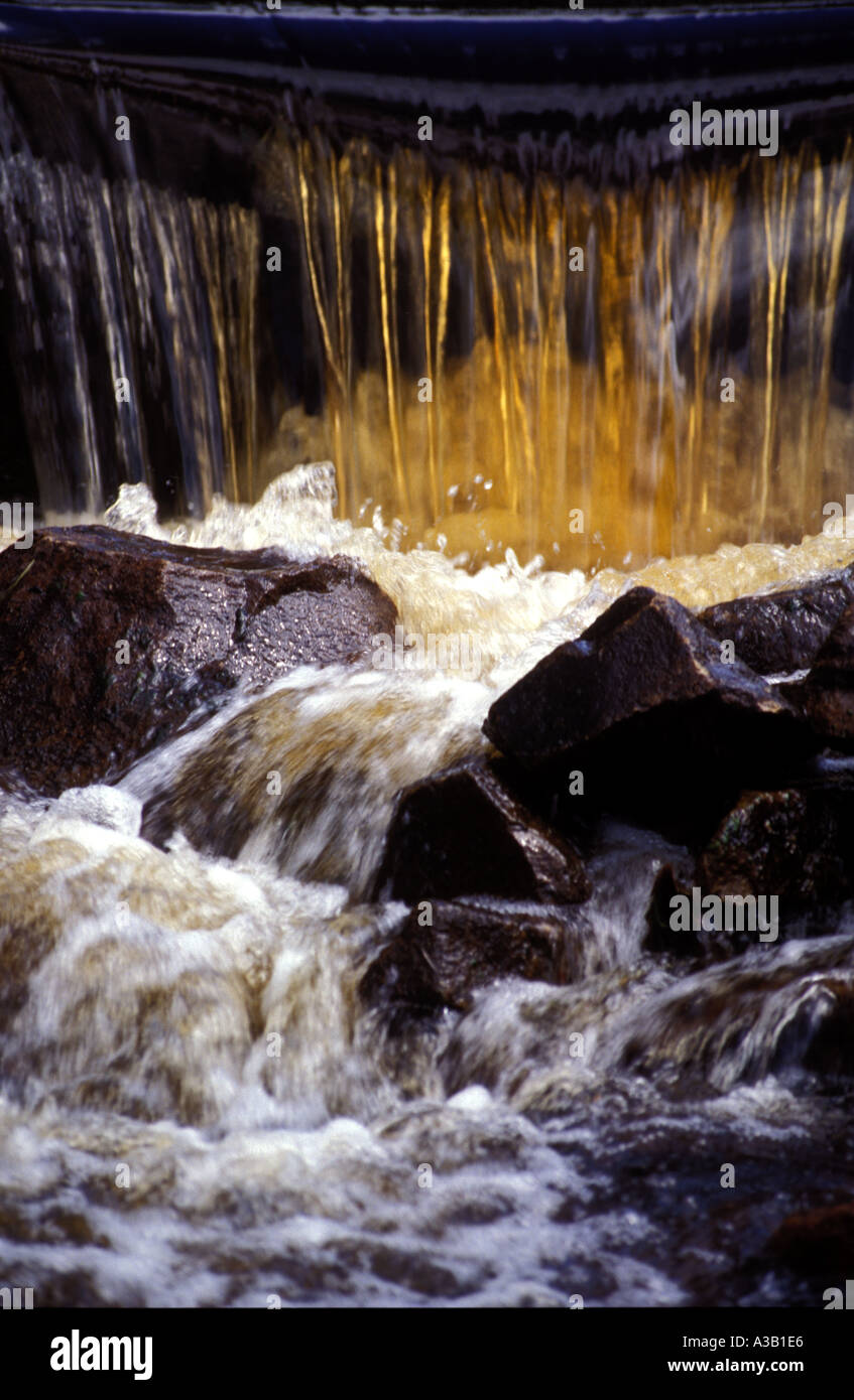 0438 falling water Stock Photo - Alamy