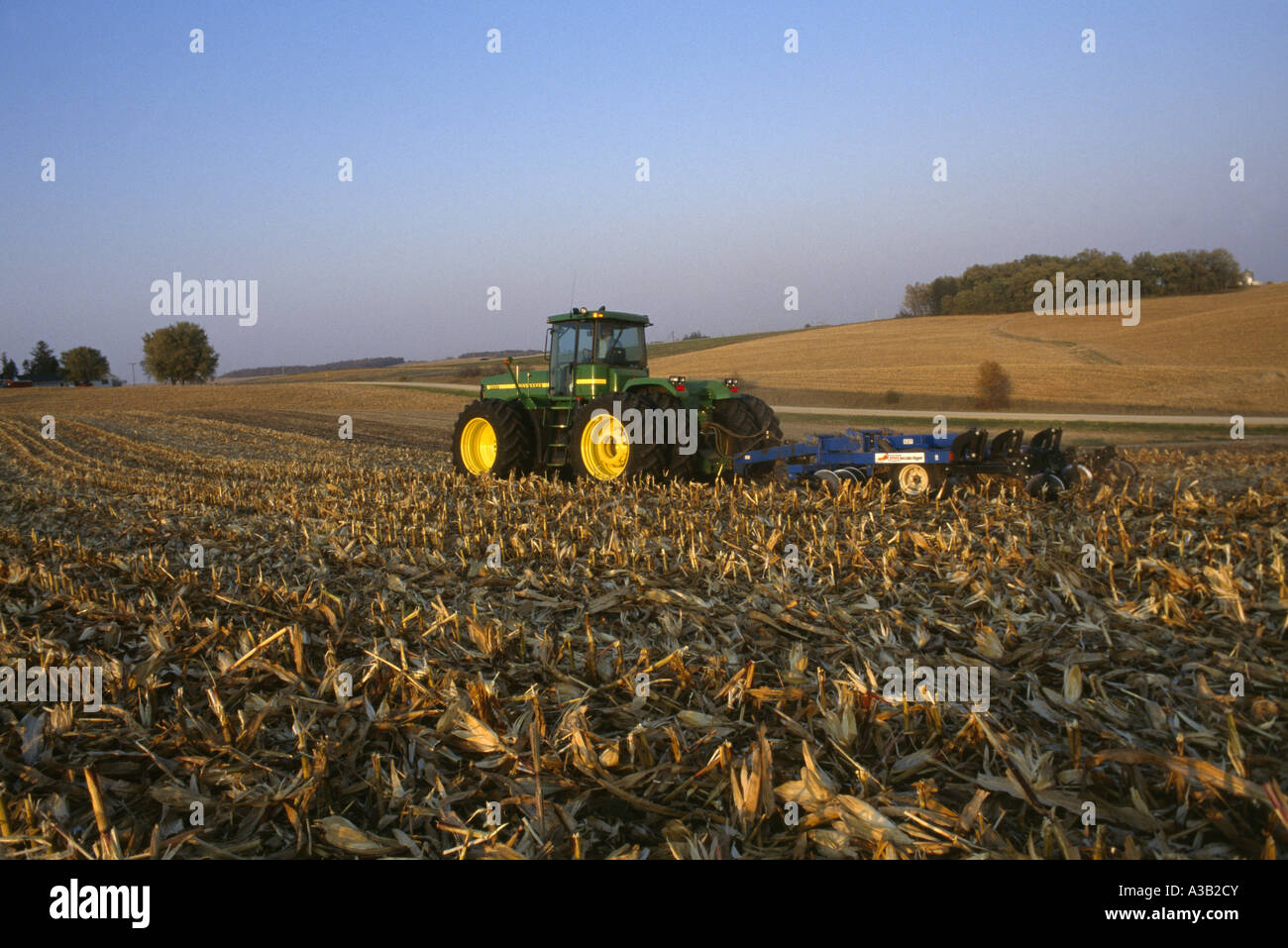 Conservation tillage hi-res stock photography and images - Alamy
