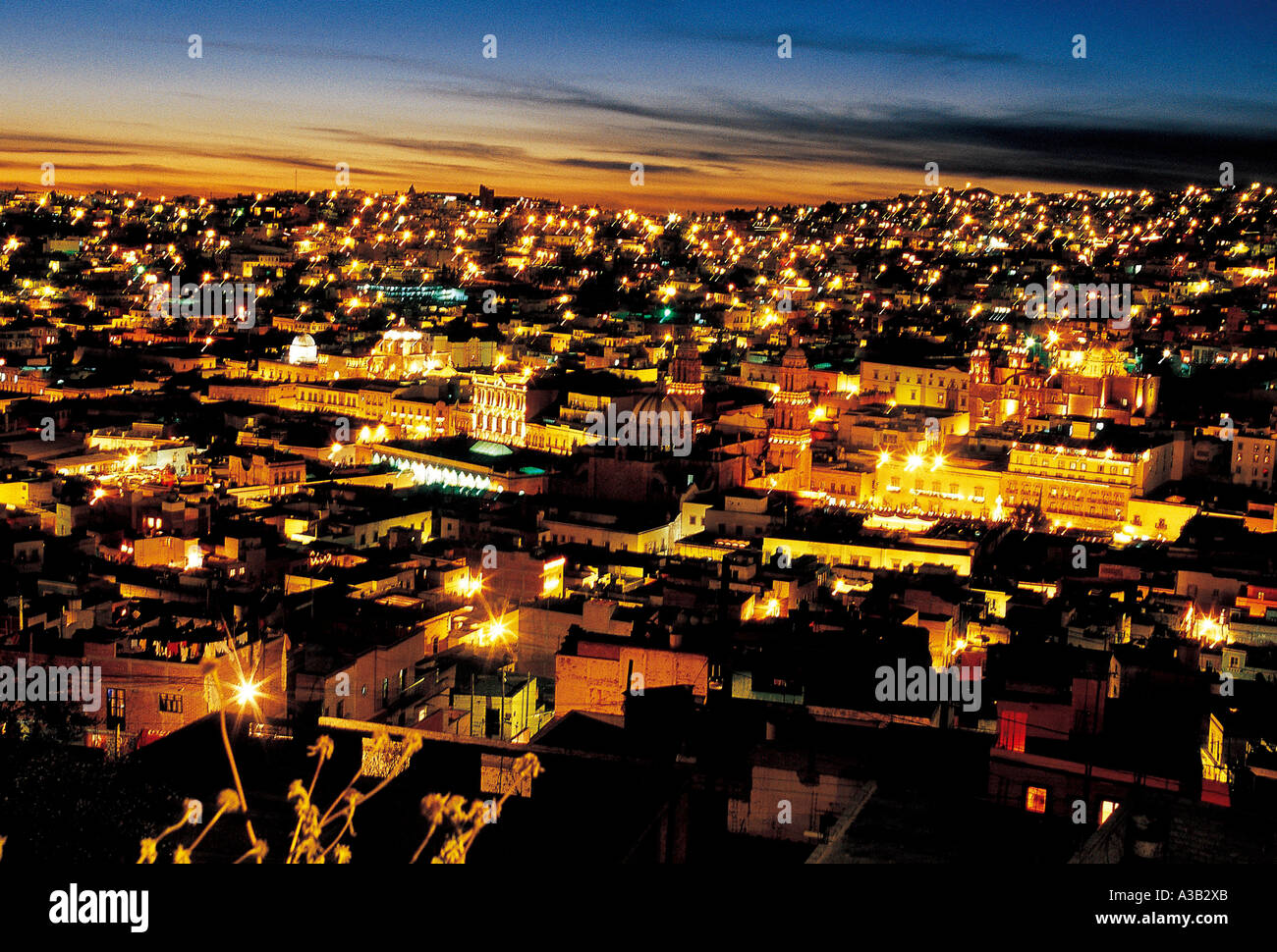 Cities and scenery hi-res stock photography and images - Alamy