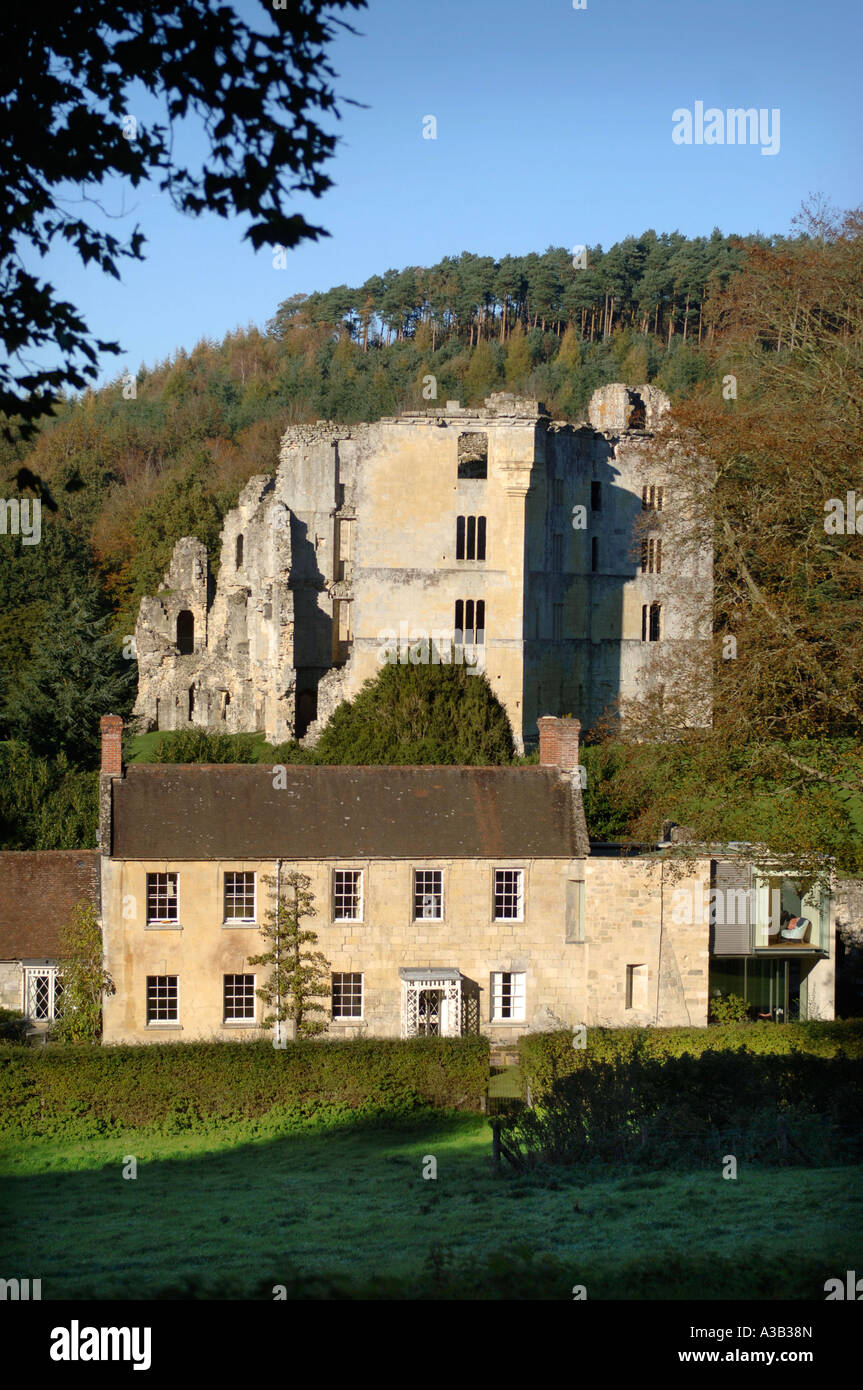 Old Wardour Castle English Heritage Stock Photos & Old Wardour Castle ...