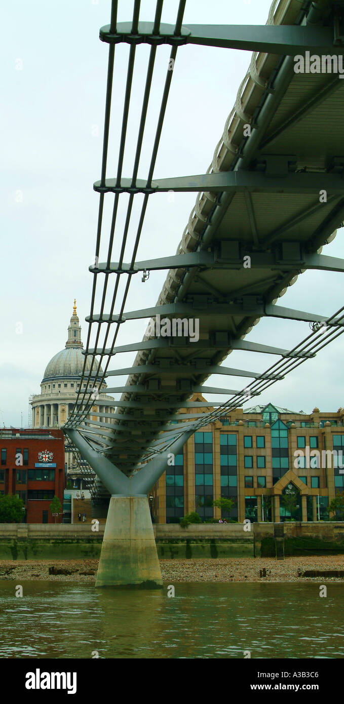 millennium bridge Stock Photo - Alamy