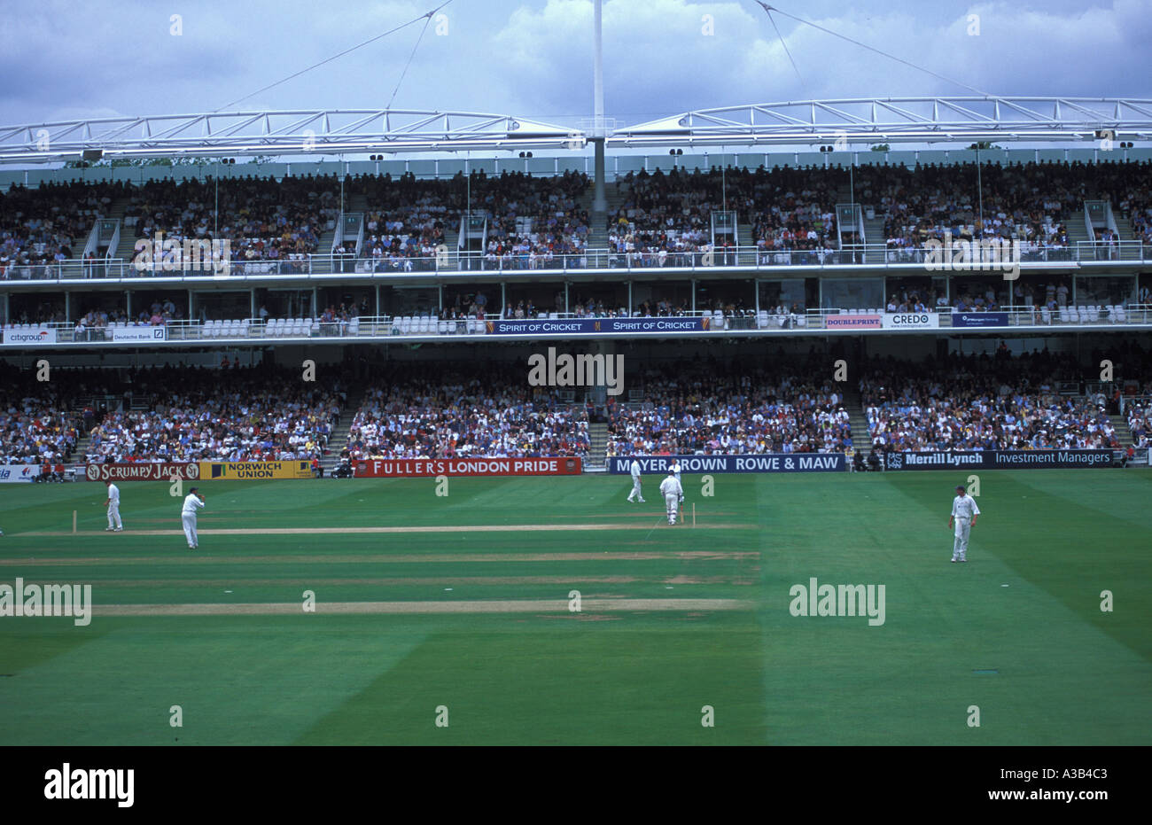 Lord s hi-res stock photography and images - Alamy