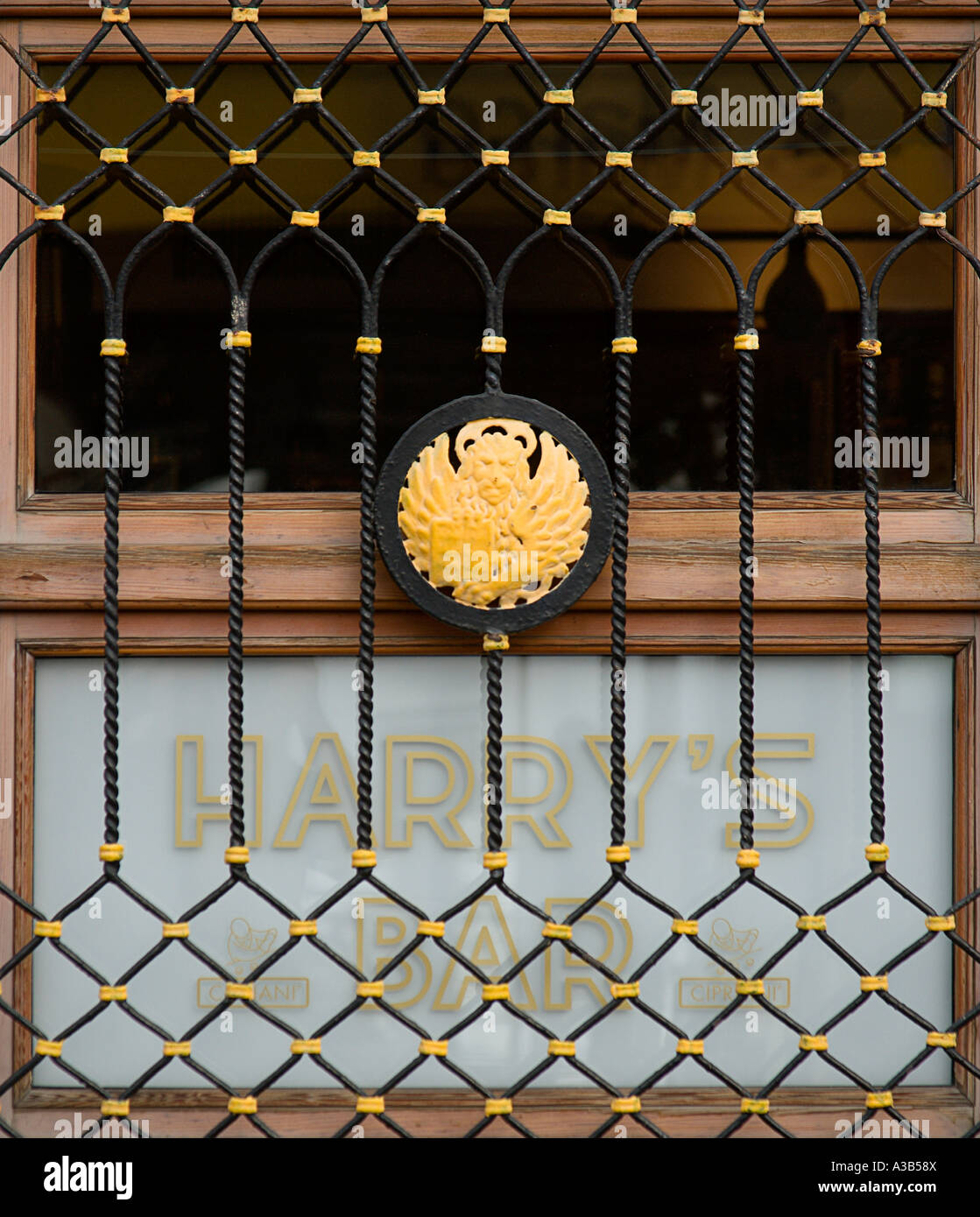 Harry bar venice hi-res stock photography and images - Alamy