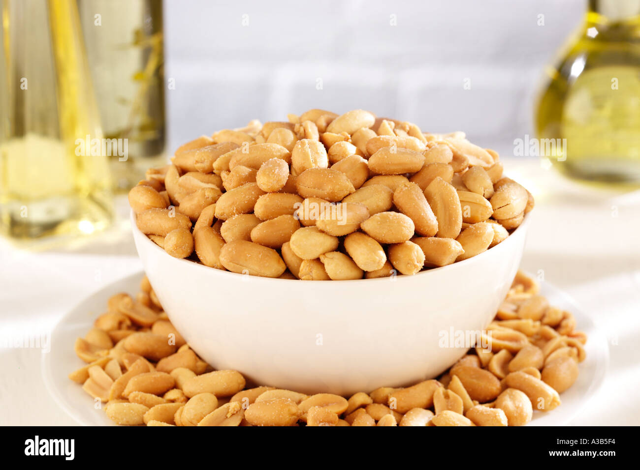 The peanuts hi-res stock photography and images - Alamy