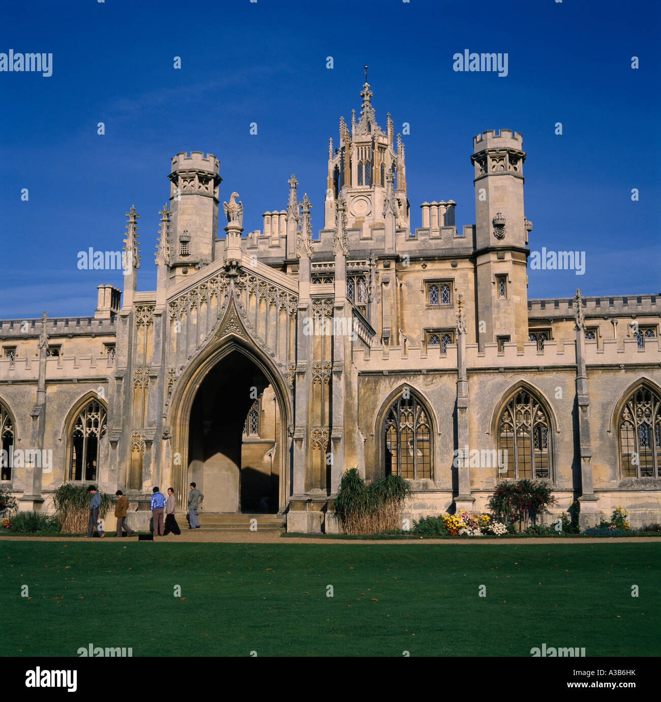 Cambridge university architecture hi-res stock photography and images ...