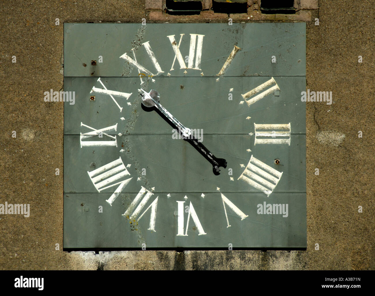 One handed clock hi-res stock photography and images - Alamy