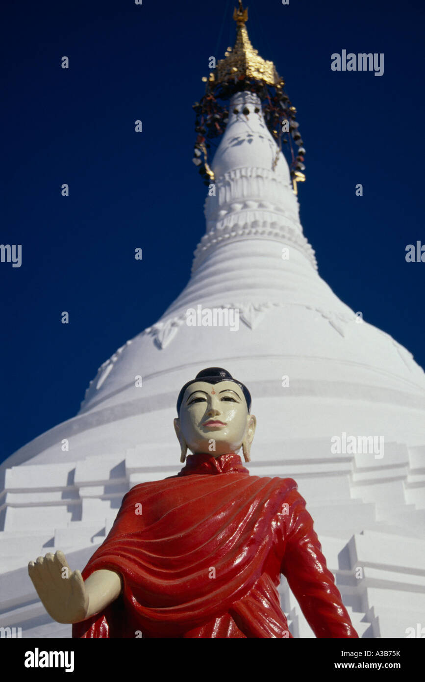 MYANMAR Religion Buddhism Stock Photo - Alamy