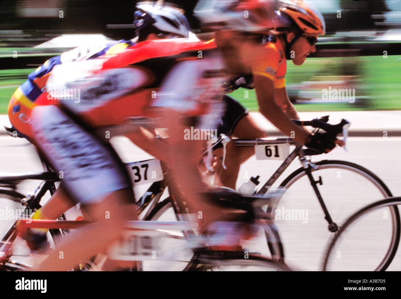 Professional bike racers hi-res stock photography and images - Alamy