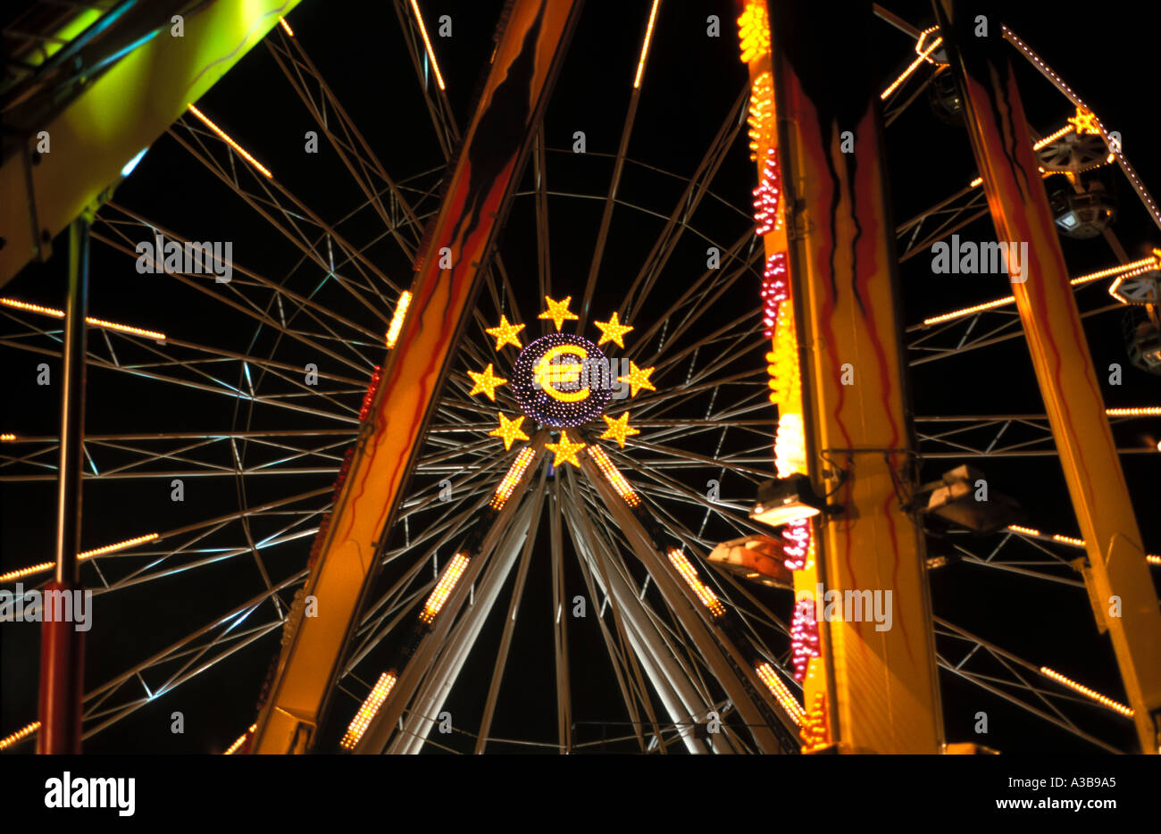 Fairground big wheel Stock Photo - Alamy