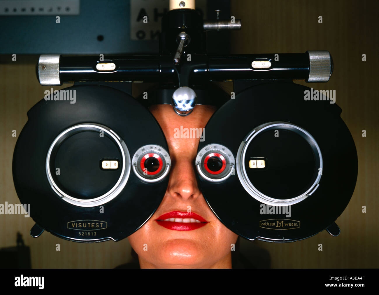 Eye vision measurement 1960 equipment hi-res stock photography and ...