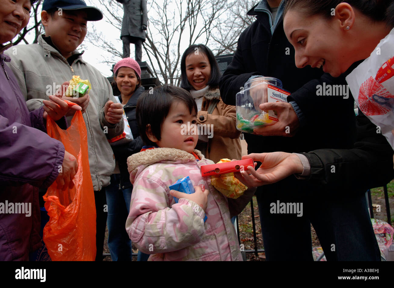Square food foundation hi-res stock photography and images - Alamy
