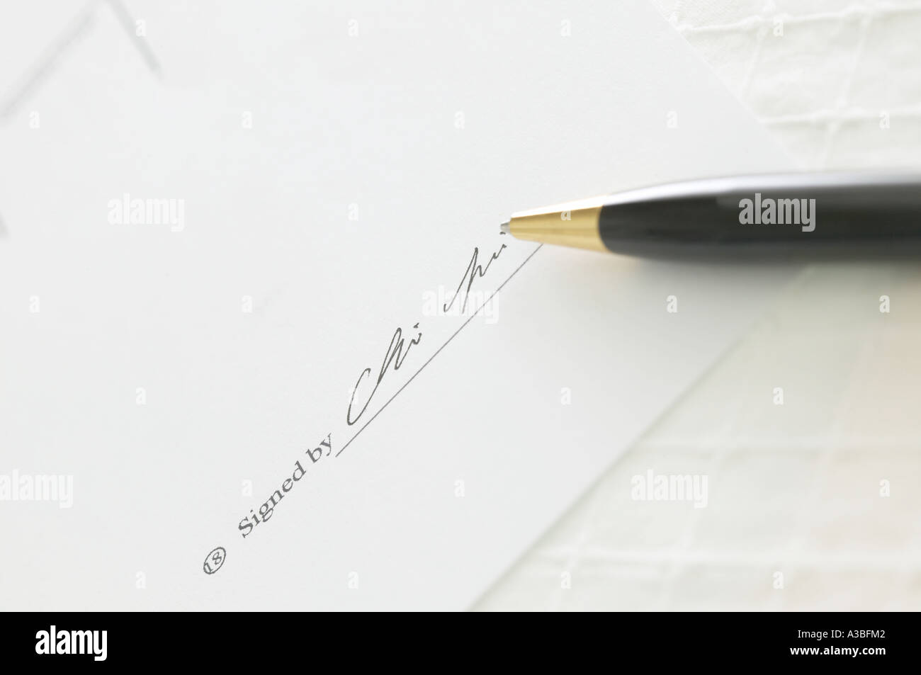 signed on paper Stock Photo - Alamy