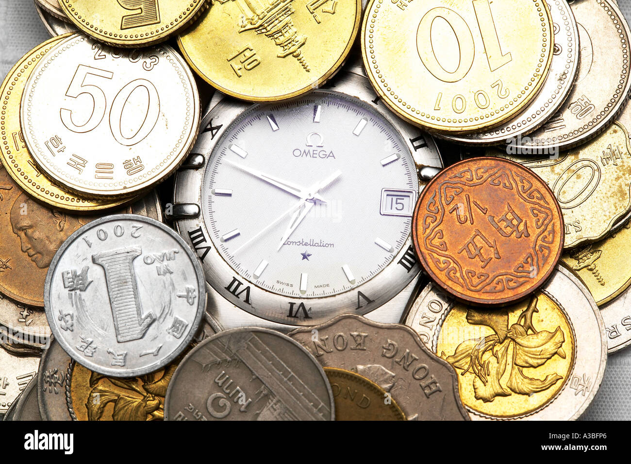 Coin object hi-res stock photography and images - Alamy