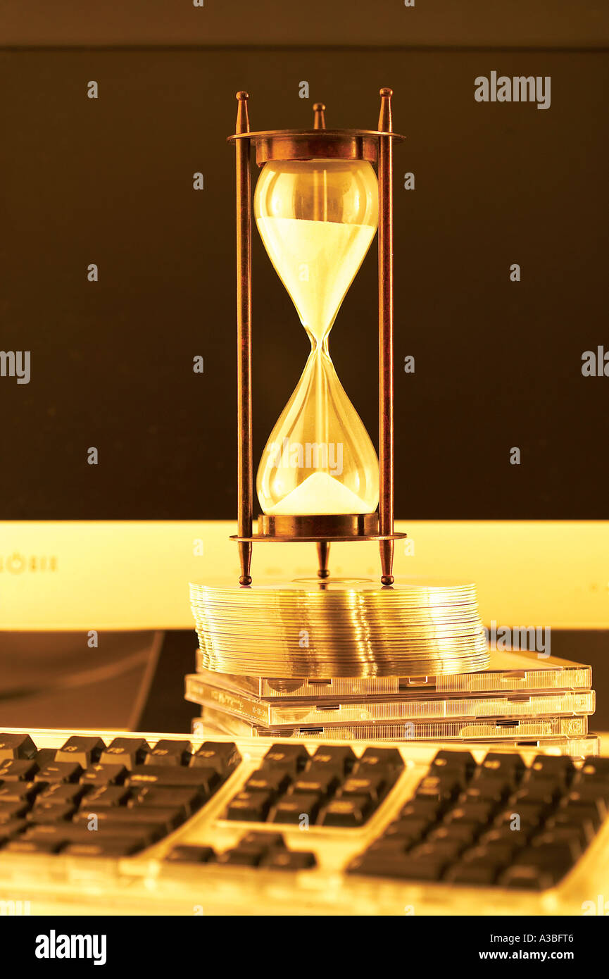 Sandglasses hi-res stock photography and images - Alamy