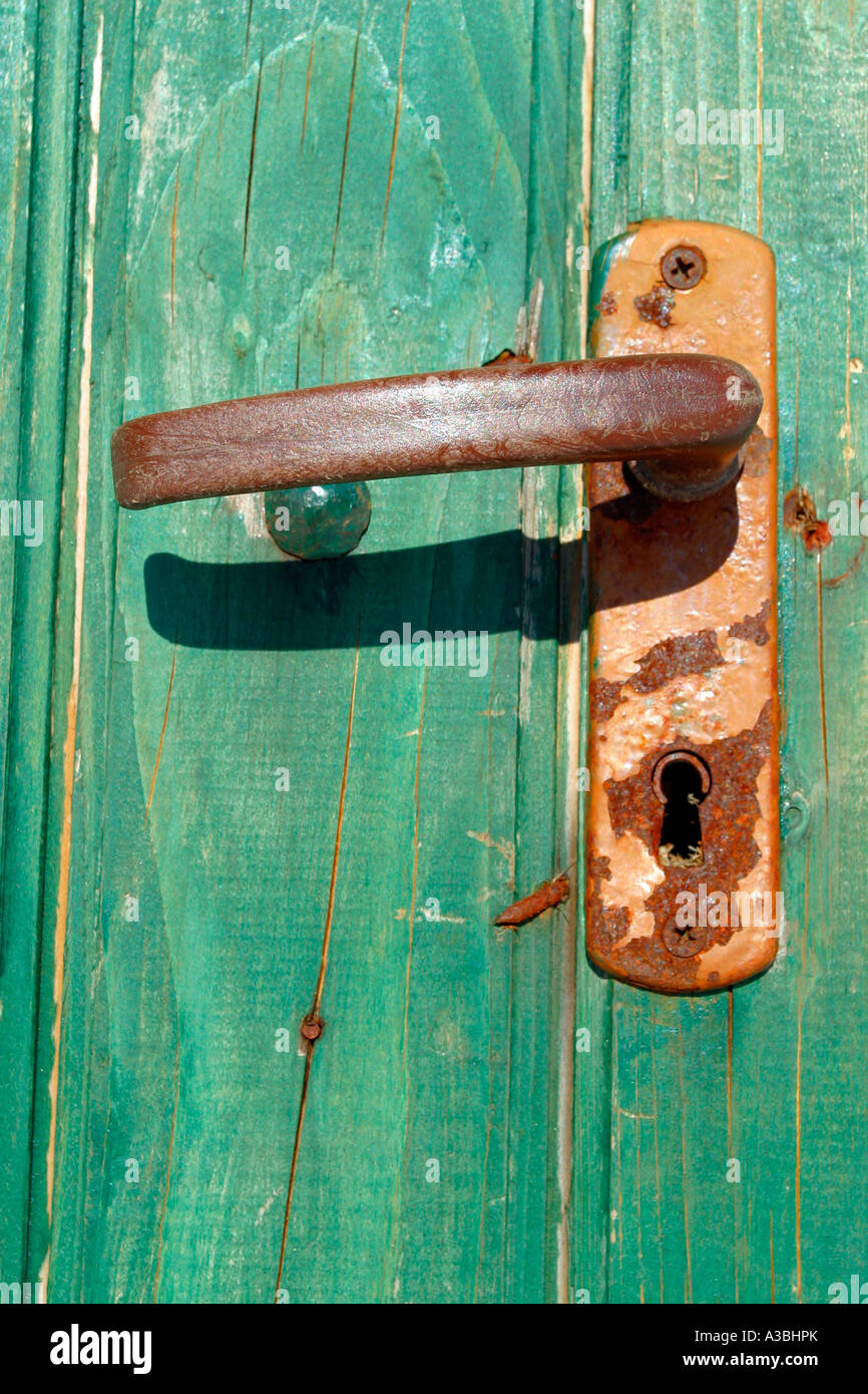 rusty handle door Stock Photo - Alamy