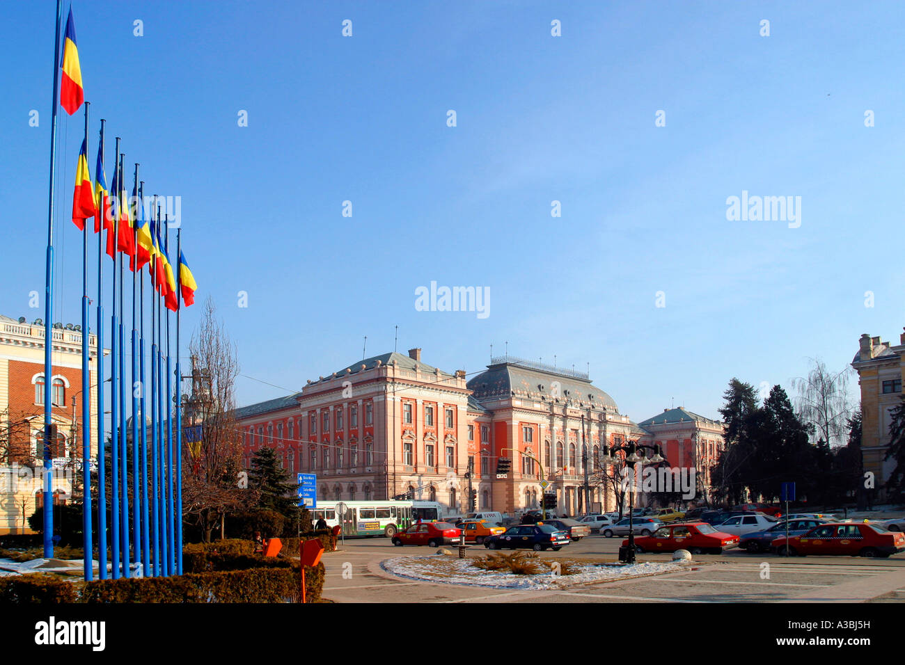 Romania building and flag Stock Photo - Alamy