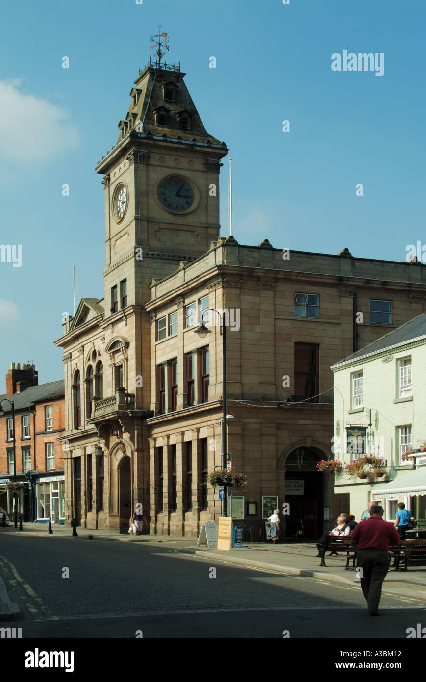 Welshpool town hall hi-res stock photography and images - Alamy