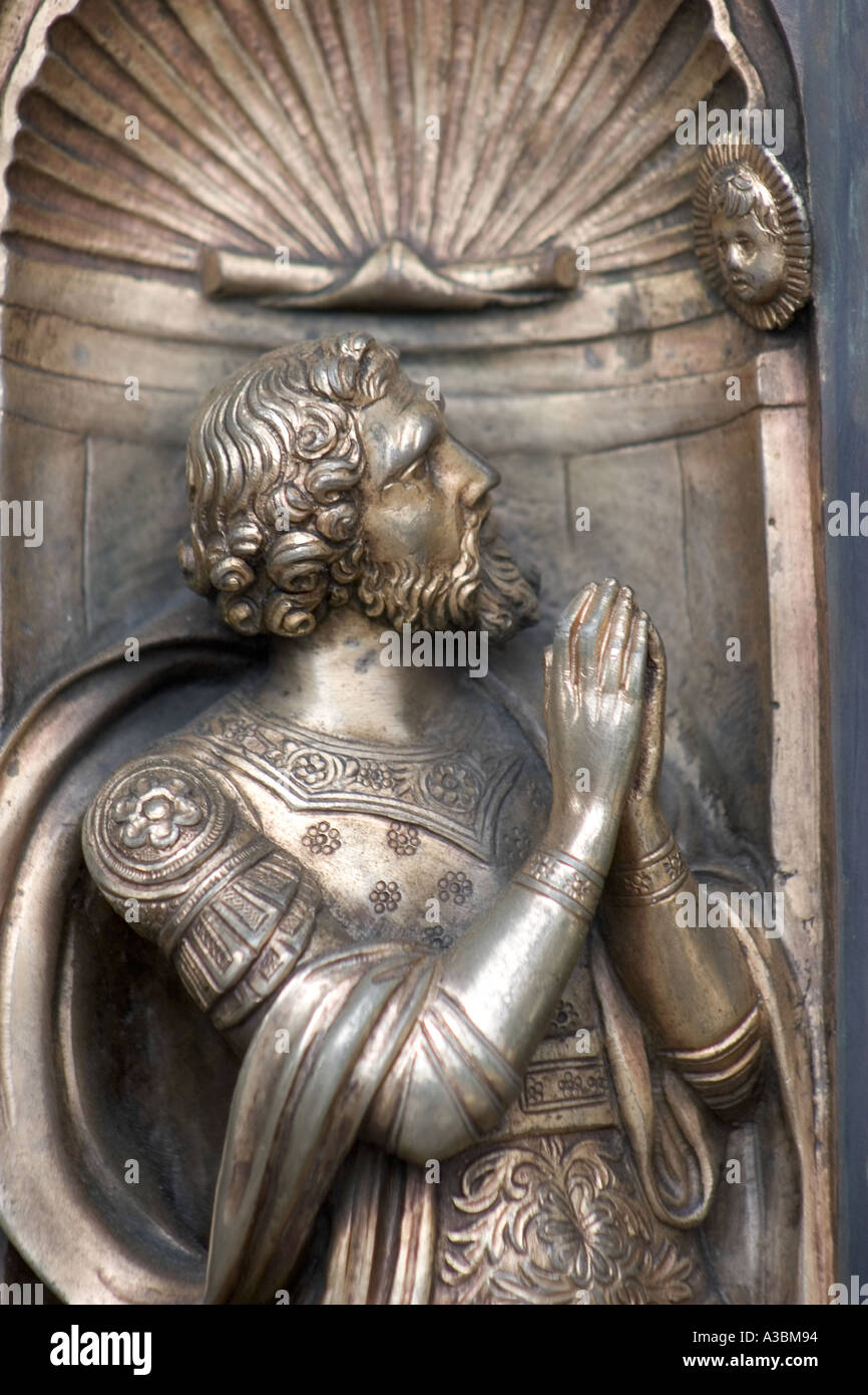 Grace gates hi-res stock photography and images - Alamy