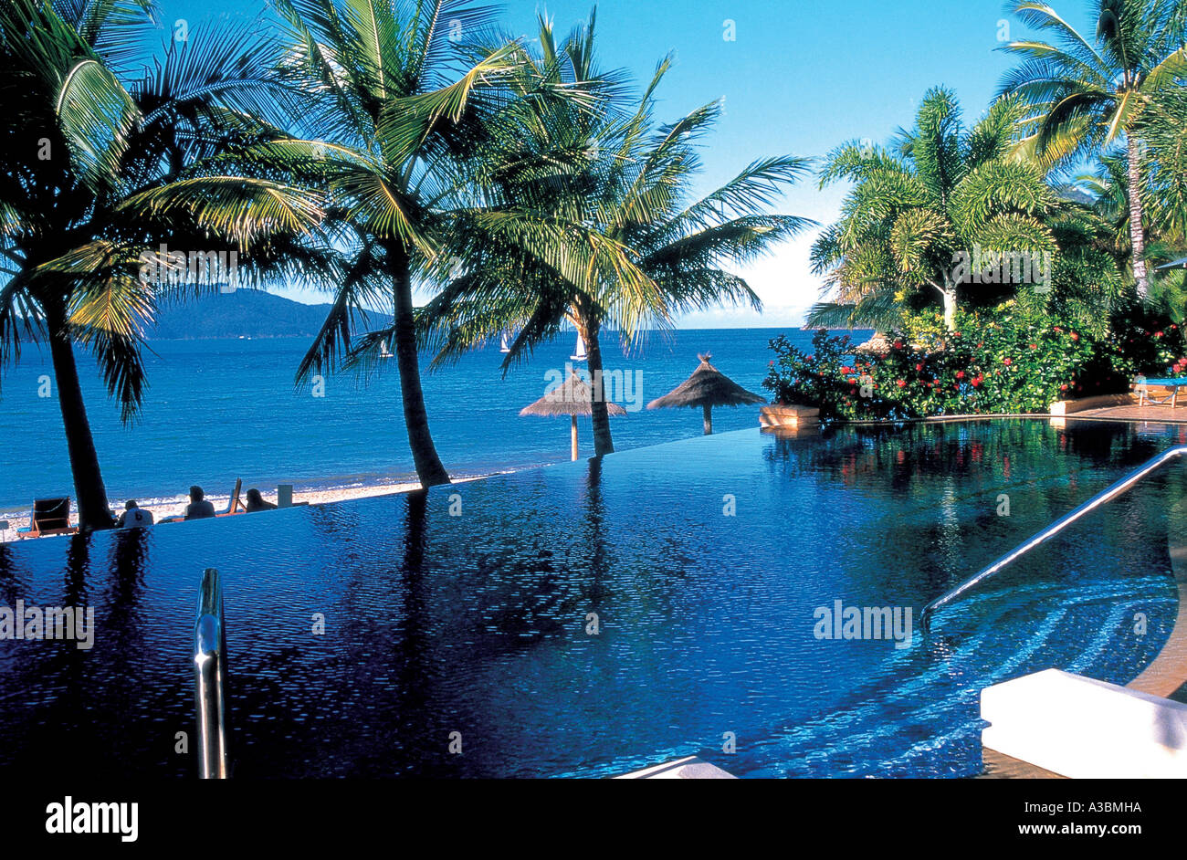 Resort pool australia hi-res stock photography and images - Alamy