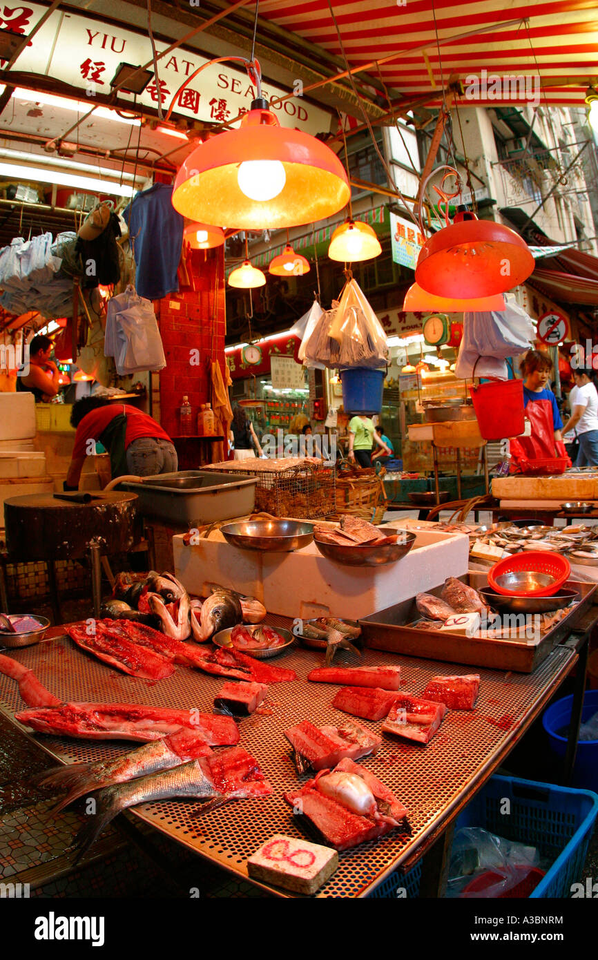 Hong Kong fresh food market Stock Photo - Alamy