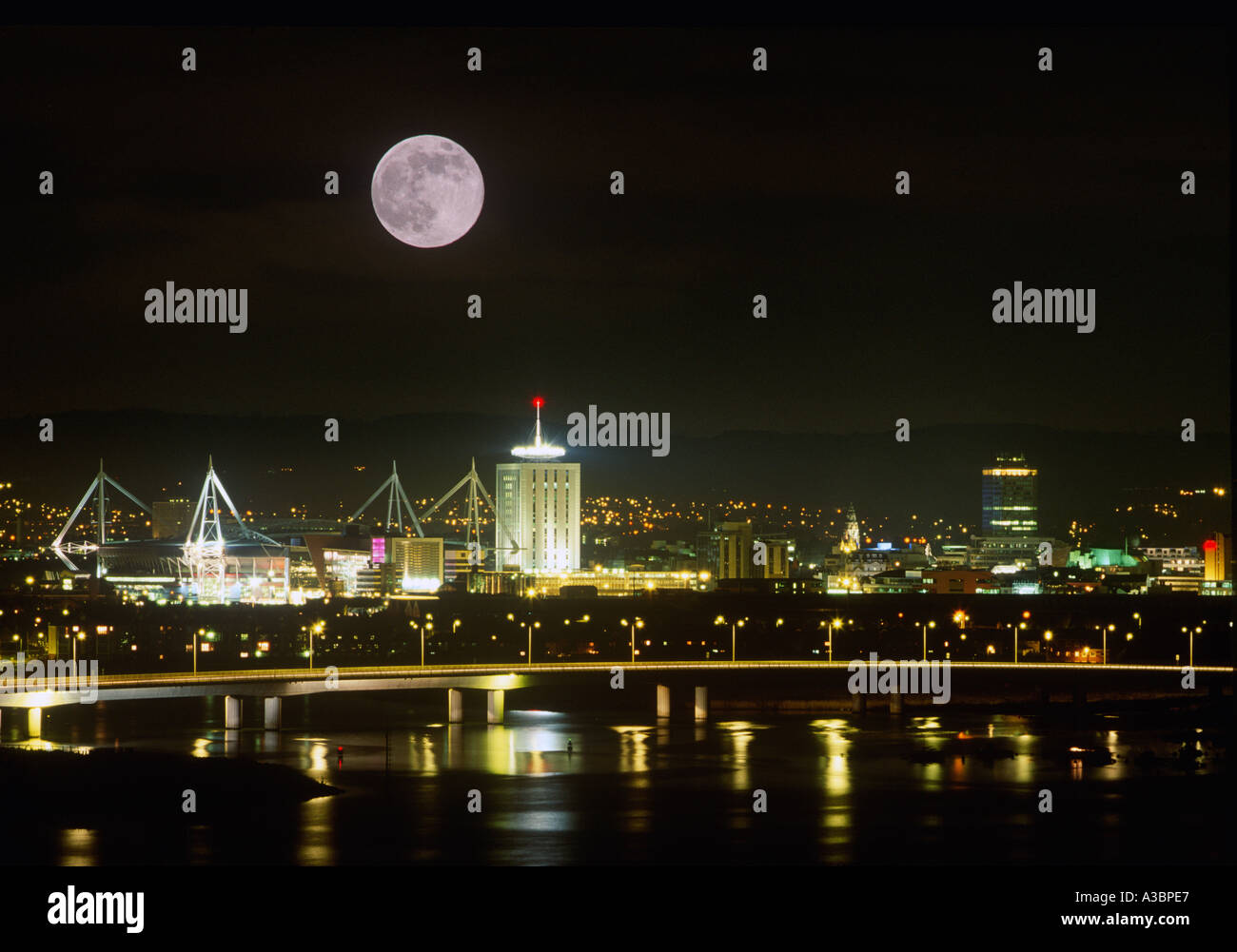 The Millennium Stadium and Cardiff City at Night with Full Moon Cardiff ...