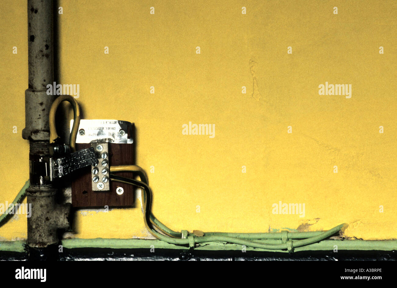 Outdated wiring hi-res stock photography and images - Alamy