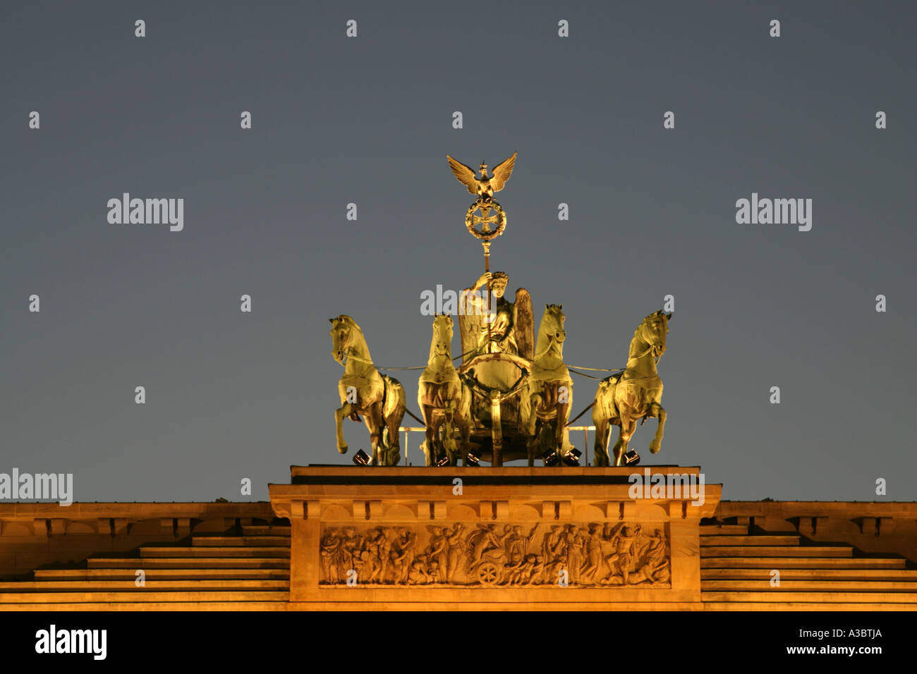 Symbol for german reunification hi-res stock photography and images - Alamy