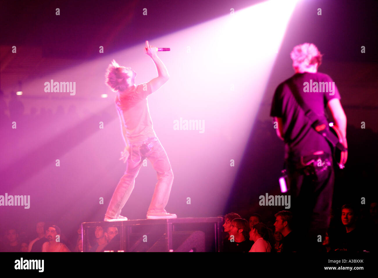 Hoobastank Singer Douglas Robb in Concert Stock Photo - Alamy