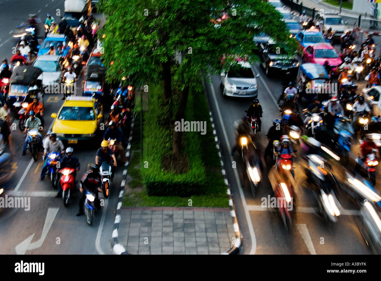 Thai busses hi-res stock photography and images - Alamy