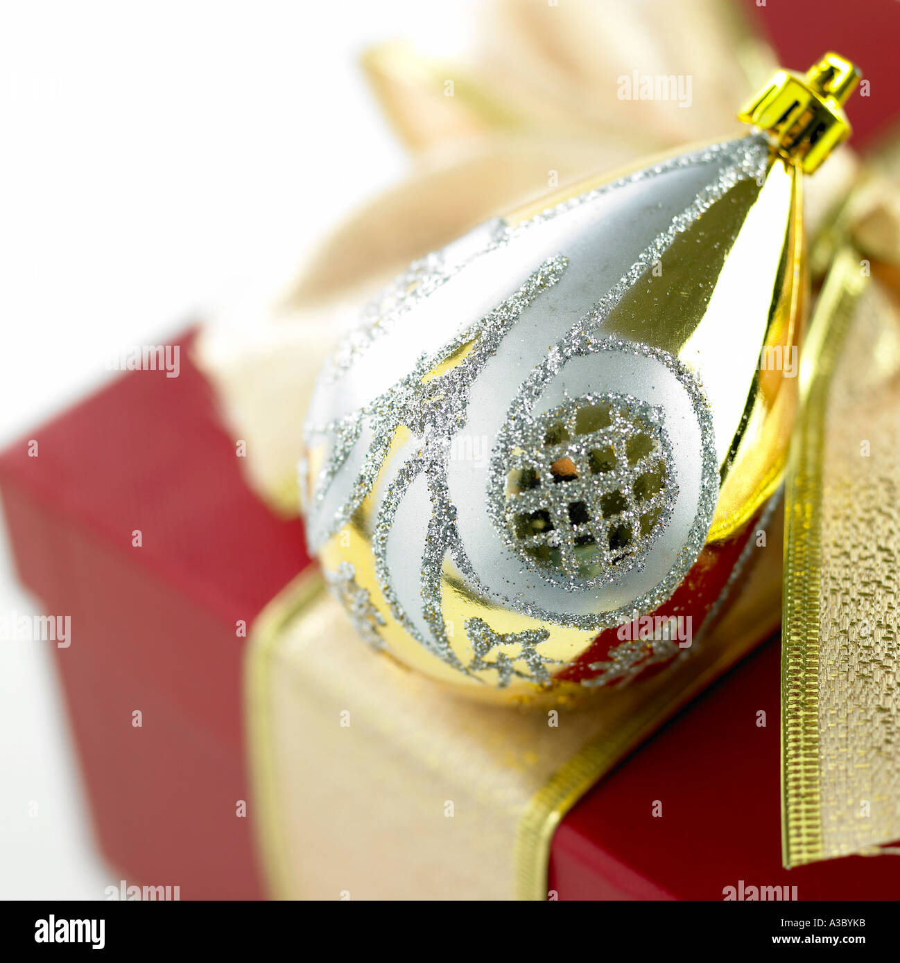 Article e hi-res stock photography and images - Alamy