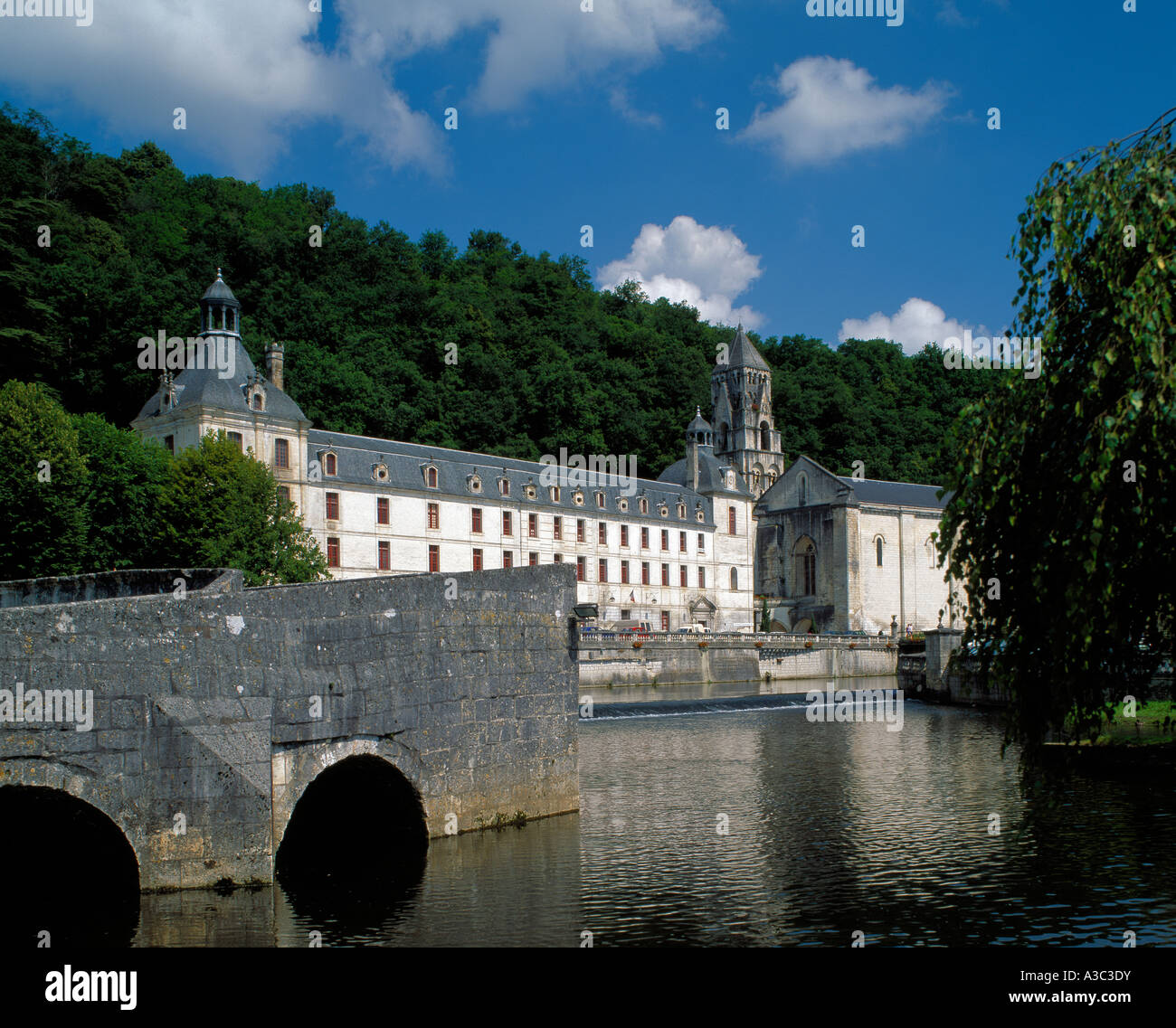 France dordogne brantome abbey hi-res stock photography and images - Alamy
