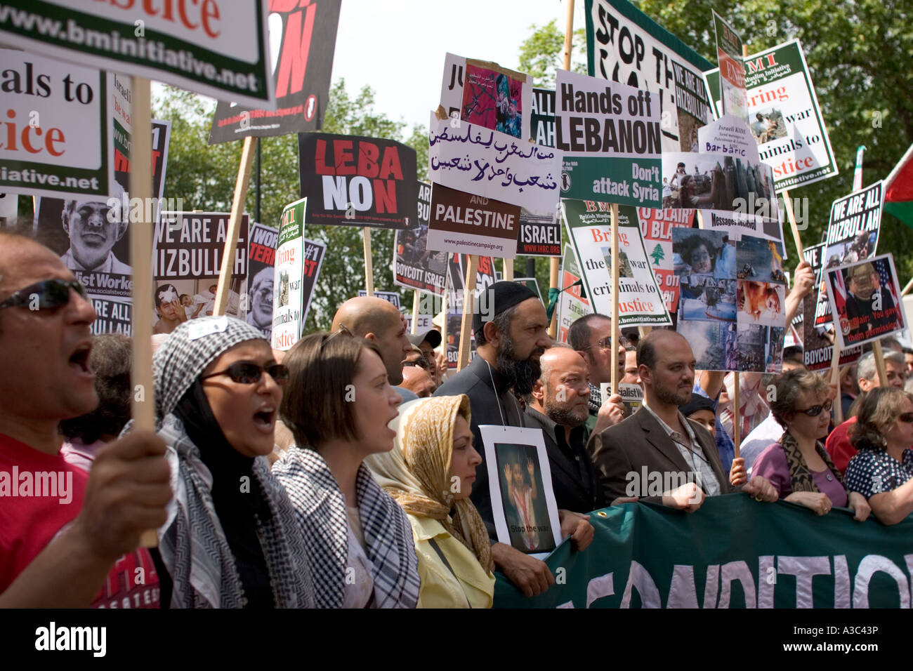 Stop the war rally 5th August 2006 London England Stock Photo - Alamy