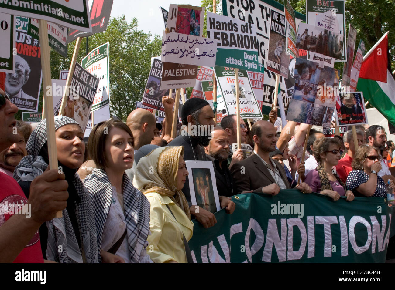 Stop the war rally 5th August 2006 London England Stock Photo - Alamy