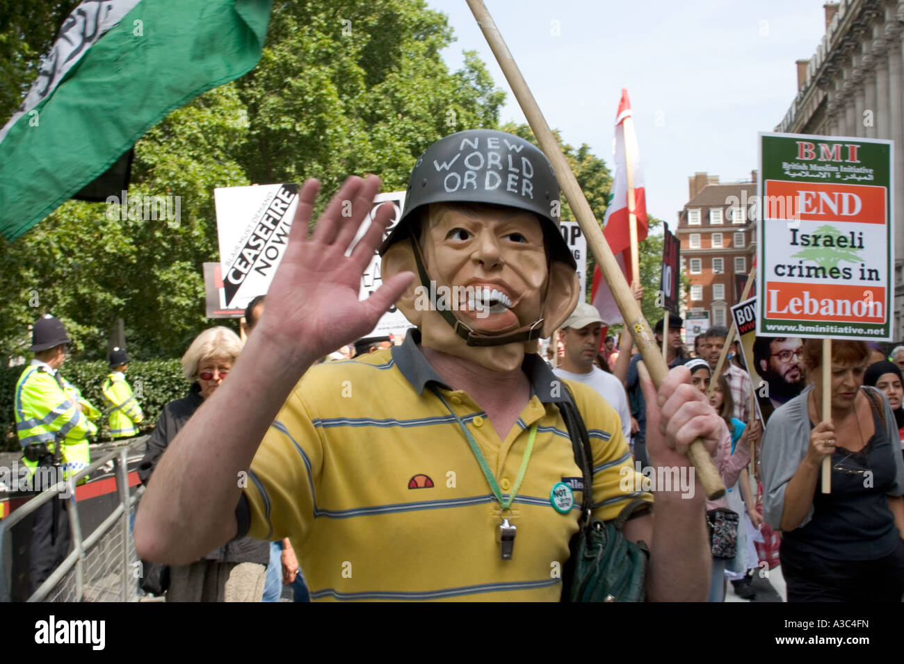 Stop the war rally 5th August 2006 London England Stock Photo - Alamy