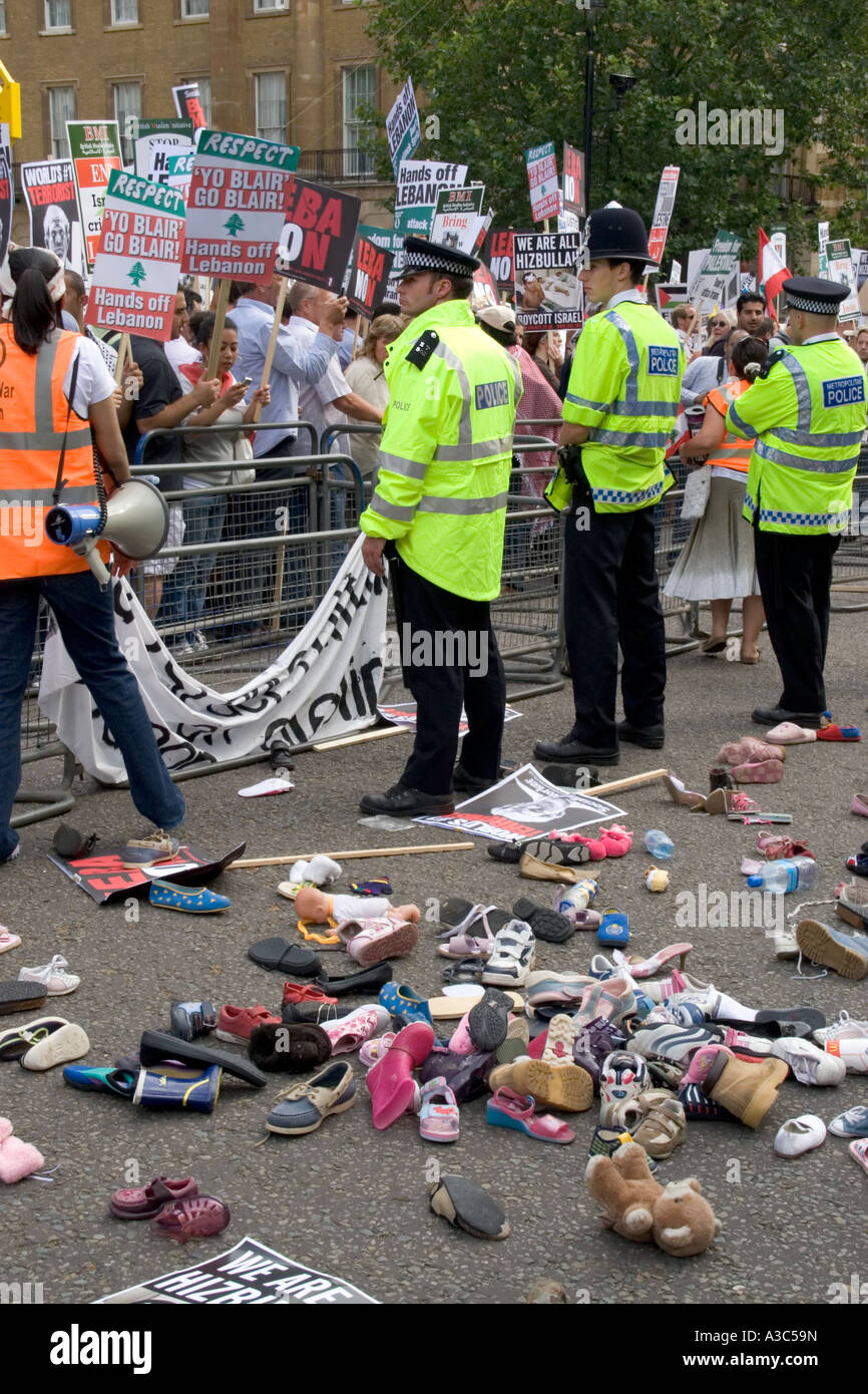 Stop the war rally 5th August 2006 London England Stock Photo - Alamy
