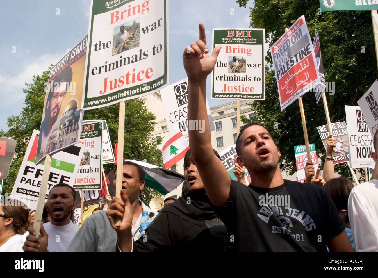 Stop the war rally 5th August 2006 London England Stock Photo - Alamy