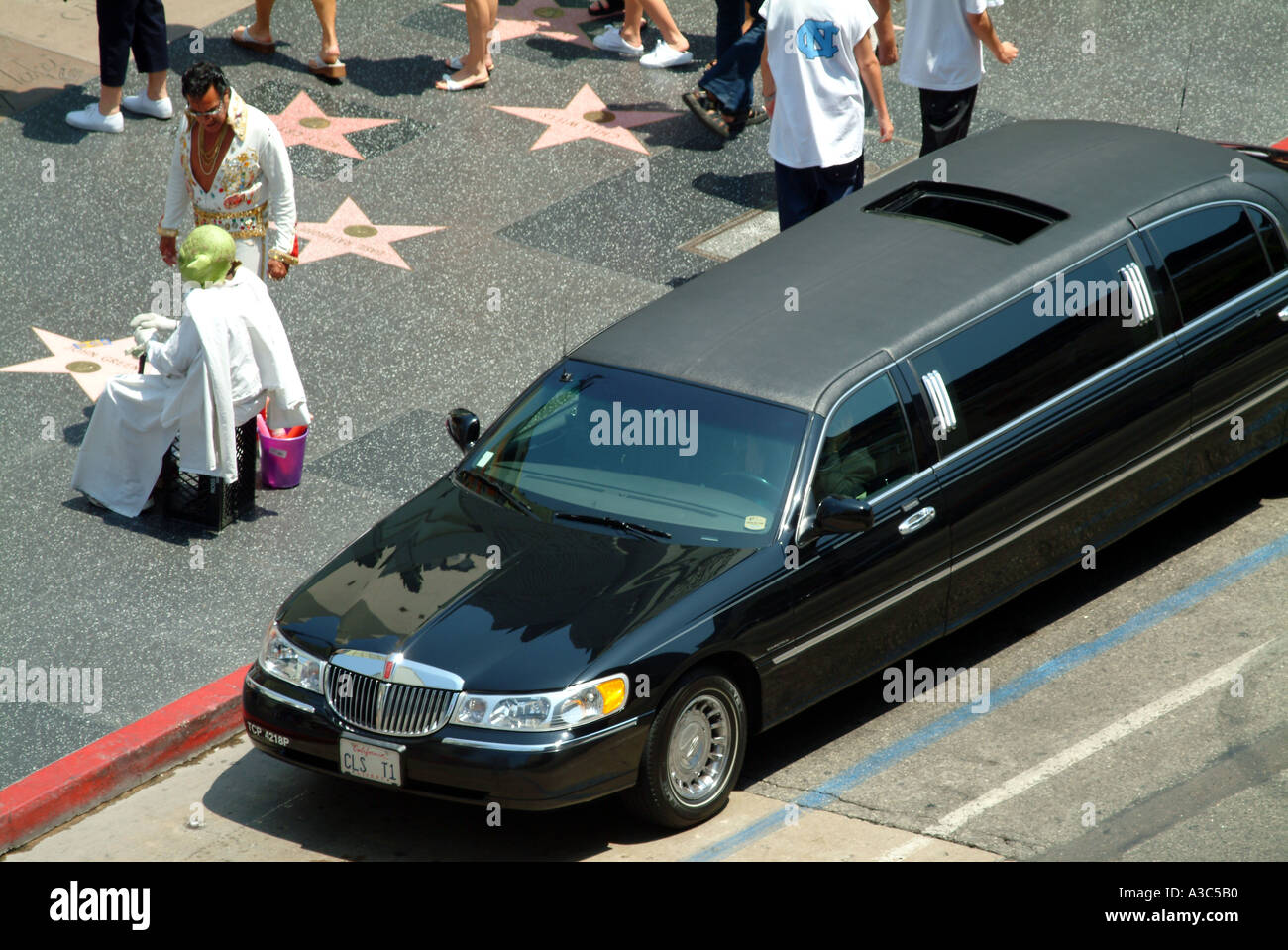Chinese limo hi-res stock photography and images - Alamy