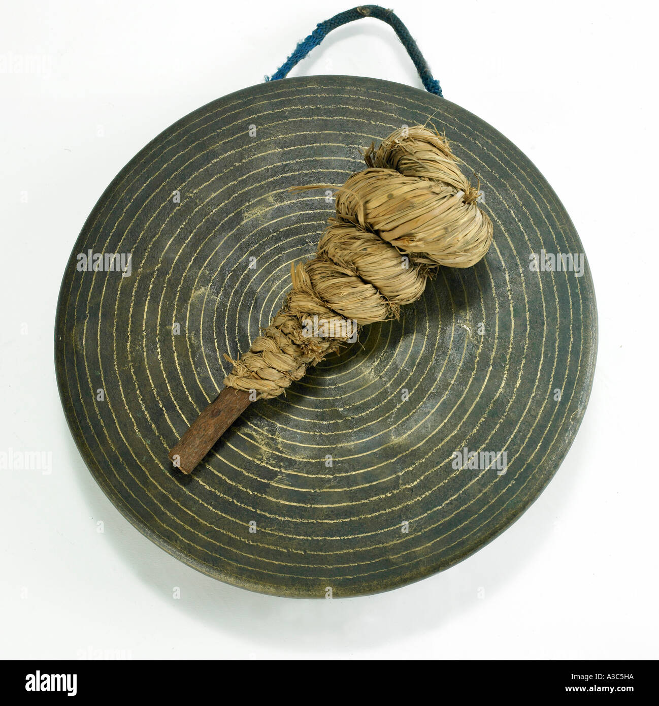 Korean gong hi-res stock photography and images - Alamy