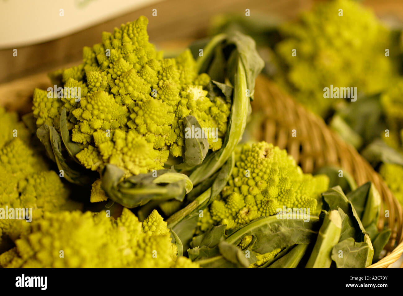 Cabbage romanescu hi-res stock photography and images - Alamy