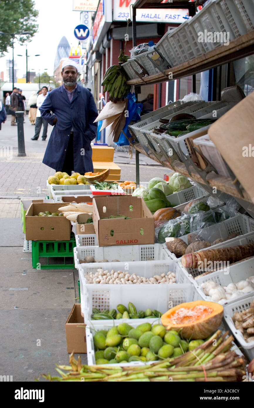 The busy, vibrant and colourful Whitechapel market in Tower Hamlets ...