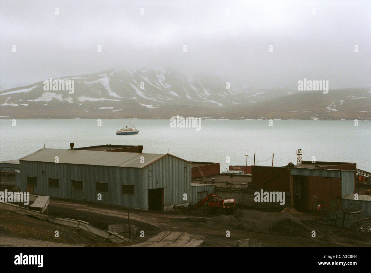 Barentsburg Svalbard Arctic Stock Photo - Alamy