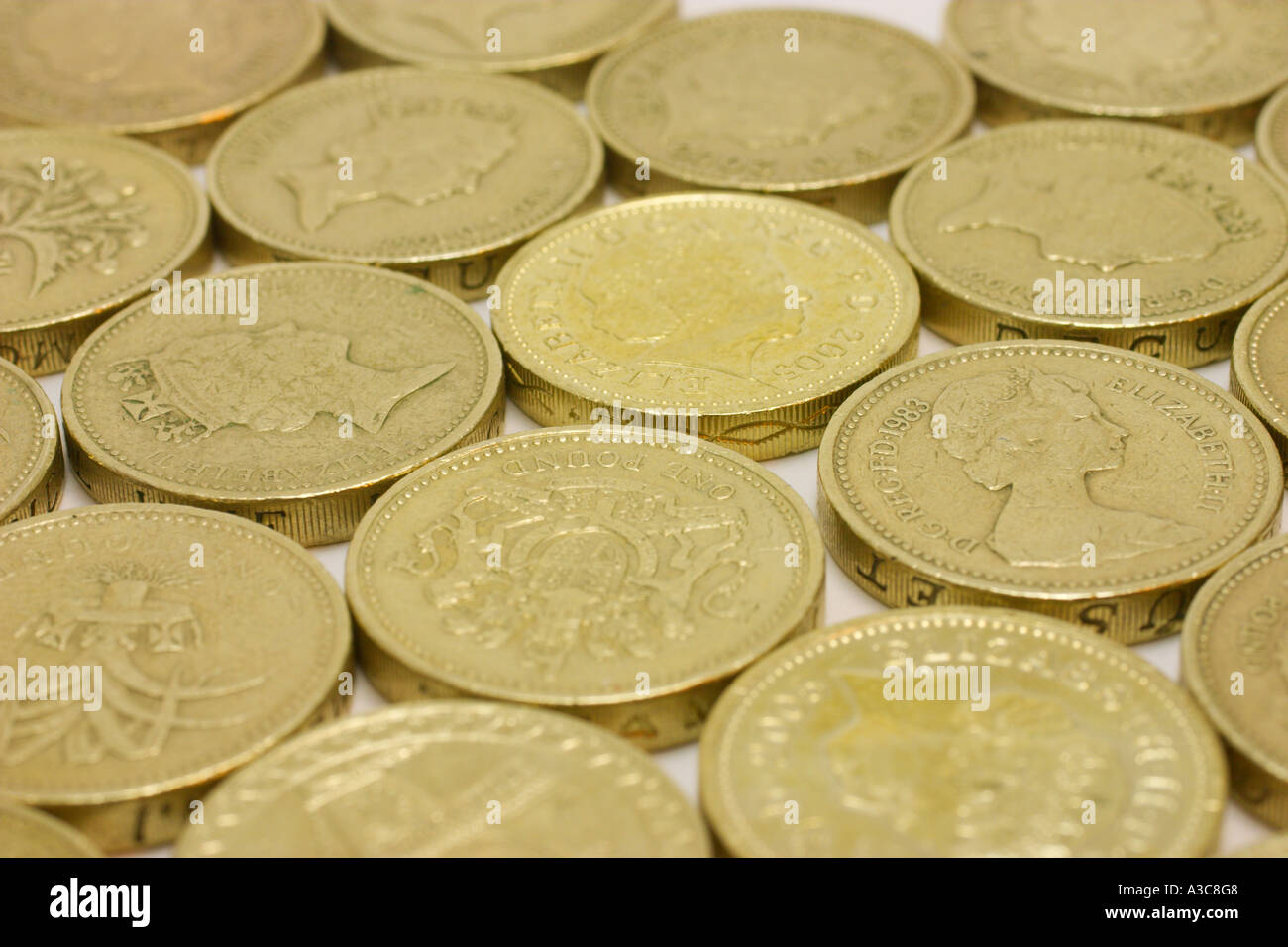 Grid of British pound coins Stock Photo - Alamy