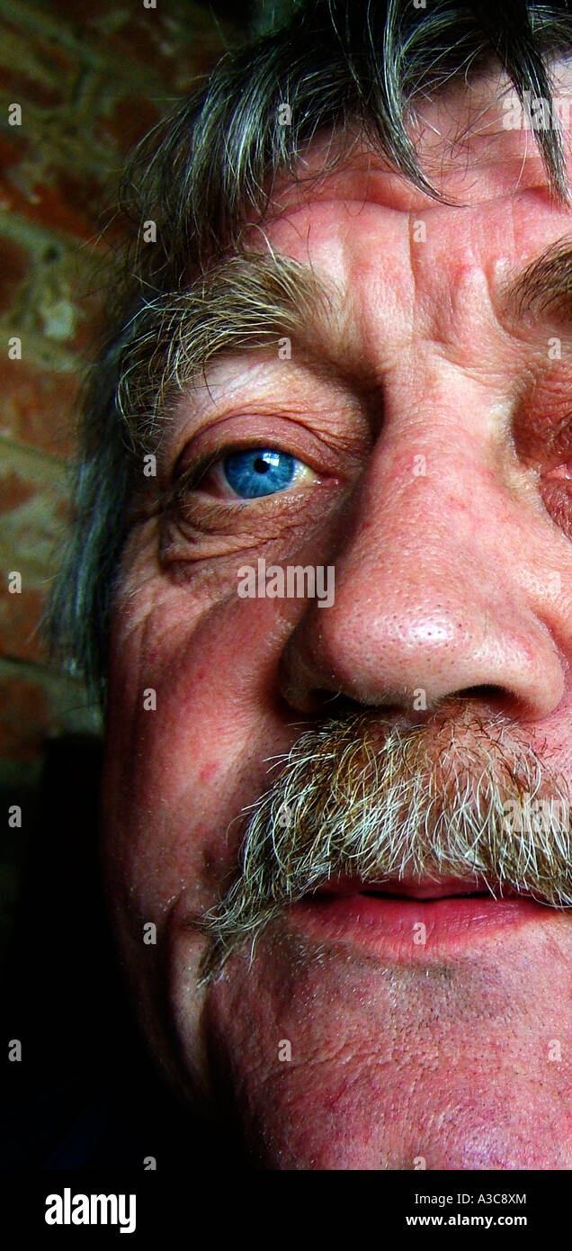 Unkempt eyebrows hi-res stock photography and images - Alamy