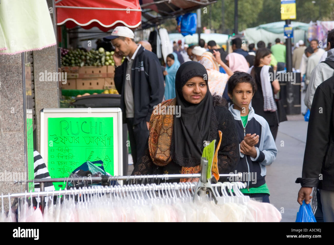The busy, vibrant and colourful Whitechapel market in Tower Hamlets ...