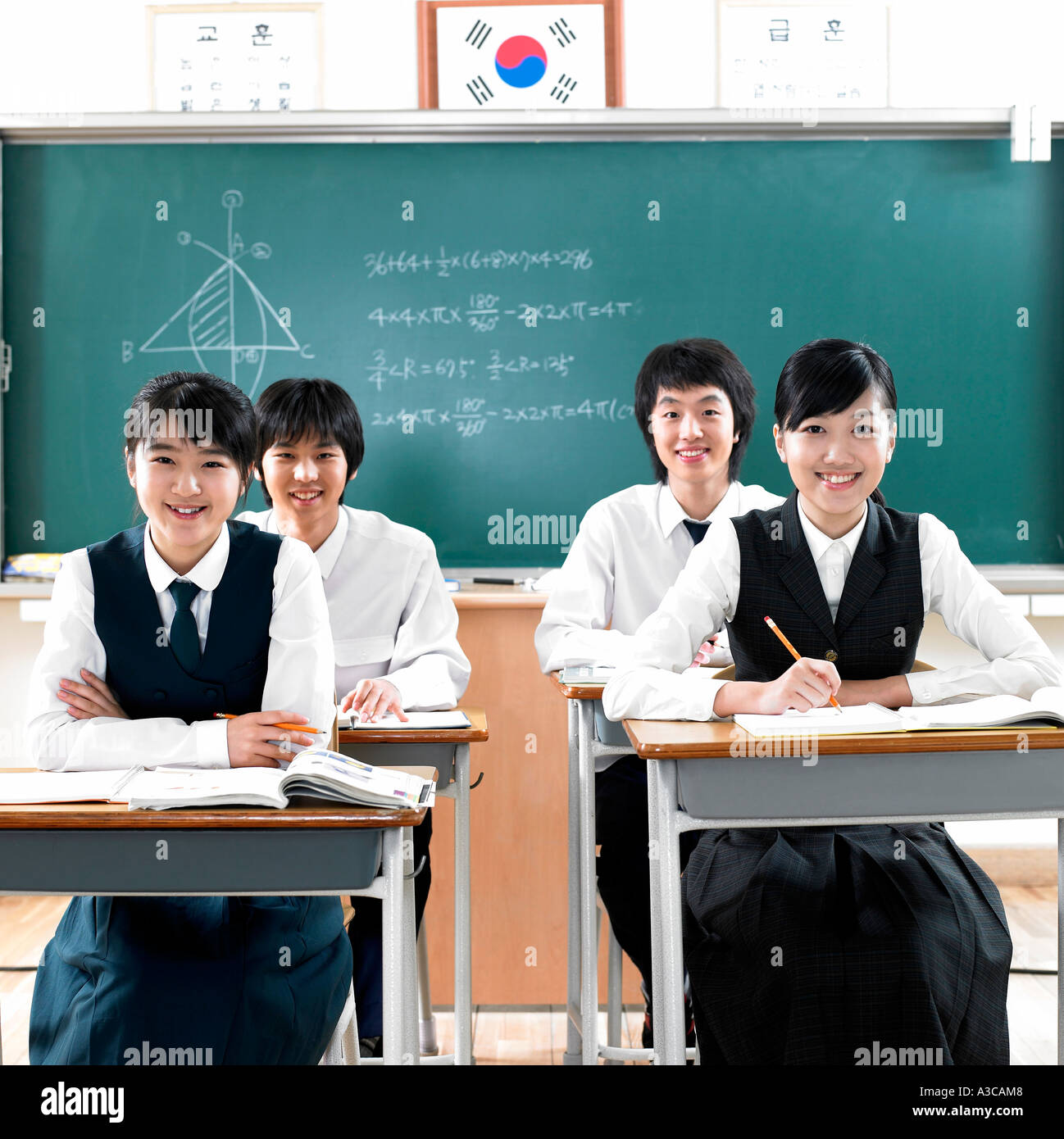 Students desk facing hi-res stock photography and images - Alamy